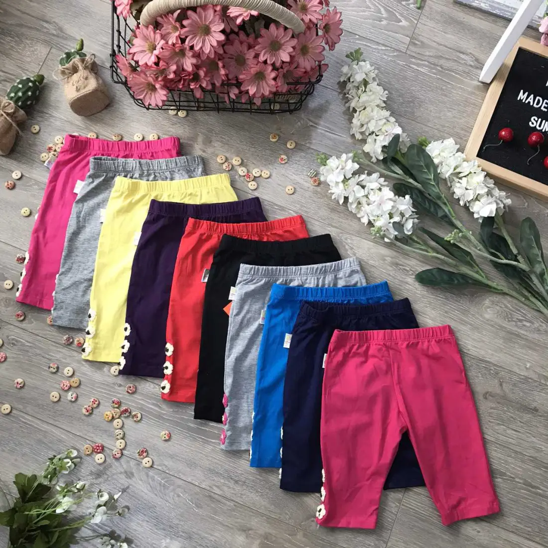 BÁN SỈ Quần legging 3 hoa size bé